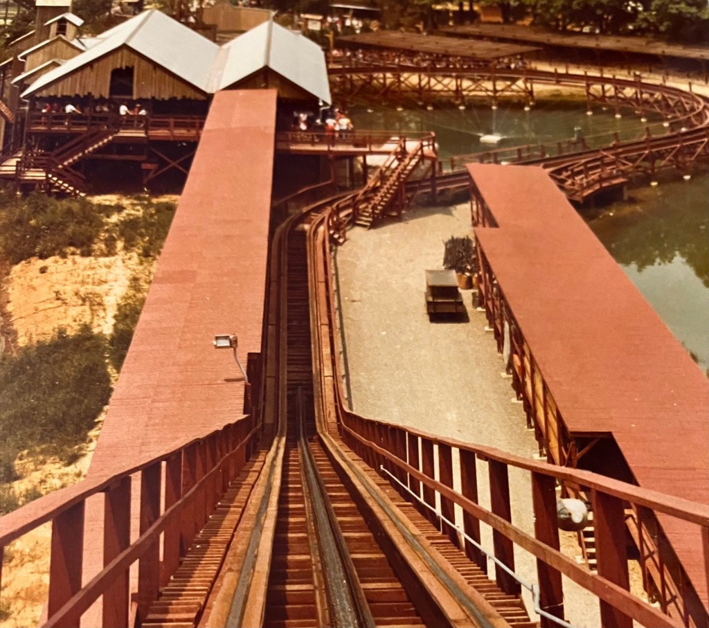 The Beast Walk Back: A Roller Coaster Legacy at Kings Island - Theme ...