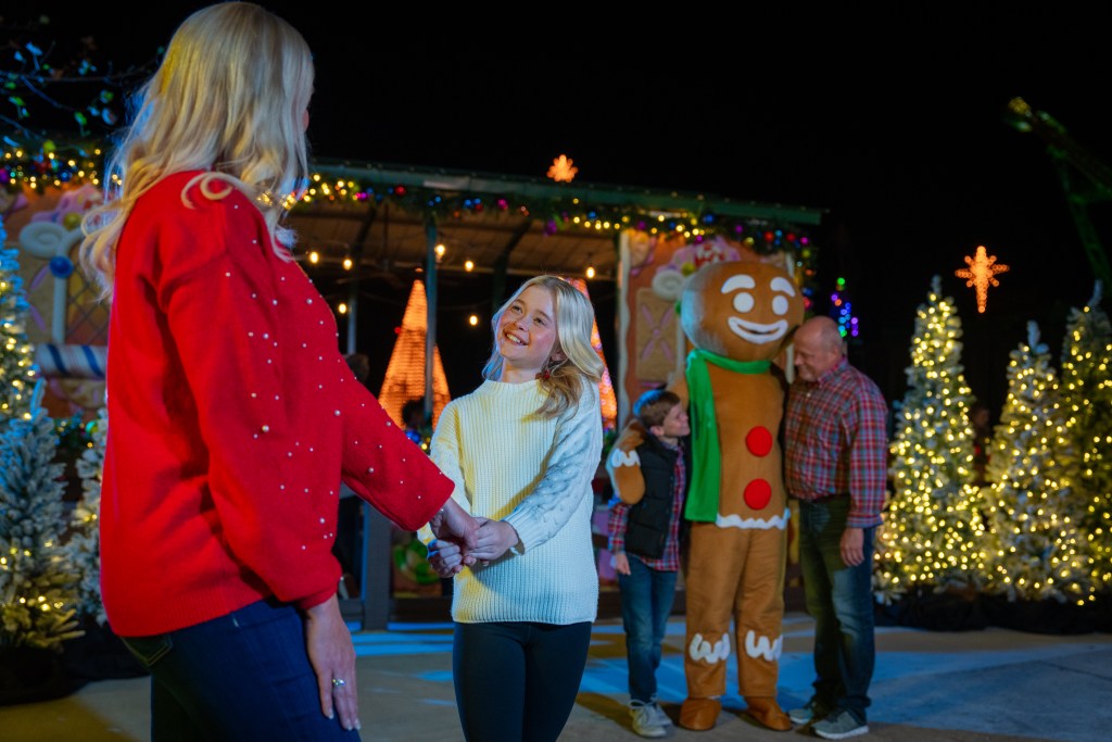 Wild Adventures Brings Holiday Magic to Life With Christmas Wild ...